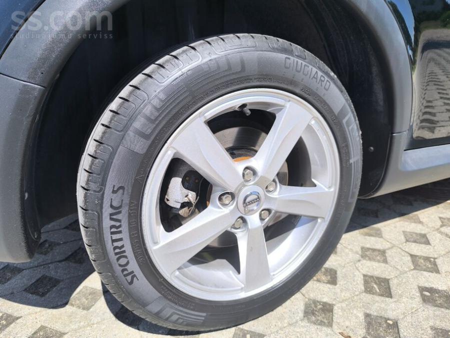 Melns Volvo C30 2010 Rīga, ar dzinēja tilpumu 1.60 L un nobraukumu 213 tūkst. km par 3350 €, foto 15 vietnē AUTOMOTO.COM.LV