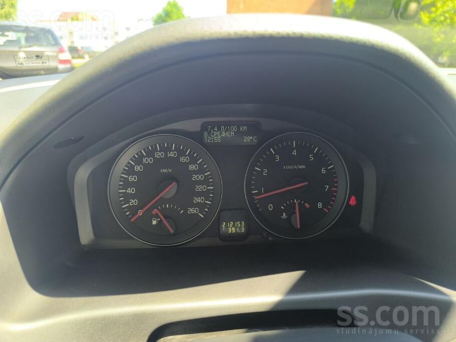 Melns Volvo C30 2010 Rīga, ar dzinēja tilpumu 1.60 L un nobraukumu 213 tūkst. km par 3350 €, foto 17 vietnē AUTOMOTO.COM.LV