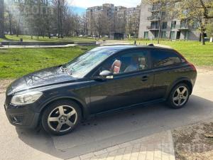 Melns Volvo C30 2010 Rīga, ar dzinēja tilpumu 2.00 L un nobraukumu 243 tūkst. km par 3650 €, foto  vietnē AUTOMOTO.COM.LV