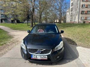 Melns Volvo C30 2010 Rīga, ar dzinēja tilpumu 2.00 L un nobraukumu 243 tūkst. km par 3650 €, foto 3 vietnē AUTOMOTO.COM.LV