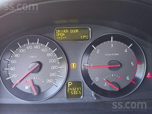 Melns Volvo C30 2010 Rīga, ar dzinēja tilpumu 2.00 L un nobraukumu 243 tūkst. km par 3650 €, foto 12 vietnē AUTOMOTO.COM.LV