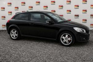 Black Volvo C30 2010 in Vilnius, with an engine capacity of 2.00 L and mileage of 250 thousand km for 3390 €, photo 3 on AUTOMOTO.COM.LV