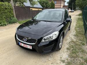 Melns Volvo C30 2010 Rēzekne, ar dzinēja tilpumu 1.60 L un nobraukumu 288 tūkst. km par 4200 €, foto  vietnē AUTOMOTO.COM.LV