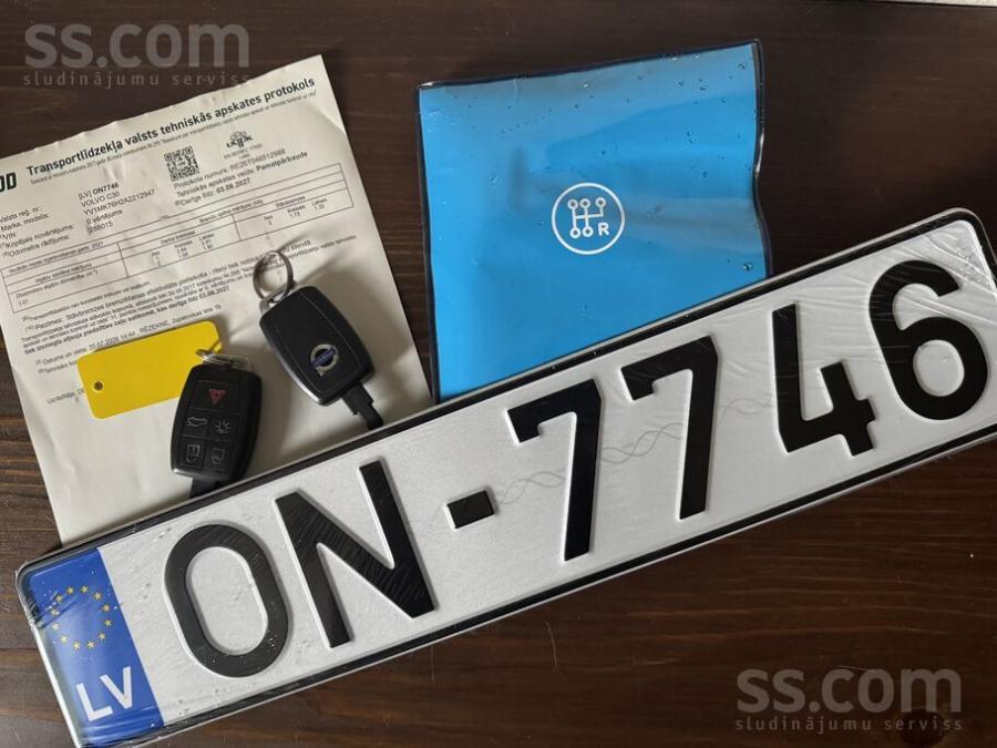 Melns Volvo C30 2010 Rēzekne, ar dzinēja tilpumu 1.60 L un nobraukumu 288 tūkst. km par 4200 €, foto 28 vietnē AUTOMOTO.COM.LV