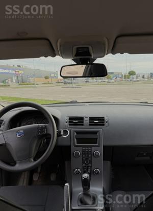 Черный Вольво Ц30 2010 в Рига, объемом двигателя 1.60 л и пробегом 270 тыс. км за 3000 €, фото 6 на AUTOMOTO.COM.LV