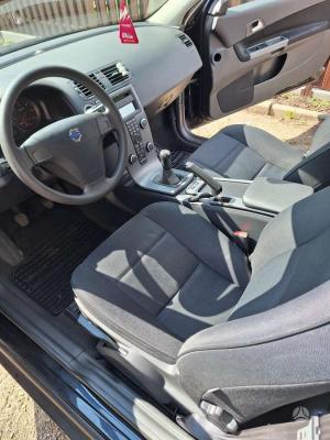 Black Volvo C30 2010 in Radviliskis, with an engine capacity of 1.60 L and mileage of 216 thousand km for 3300 €, photo 6 on AUTOMOTO.COM.LV