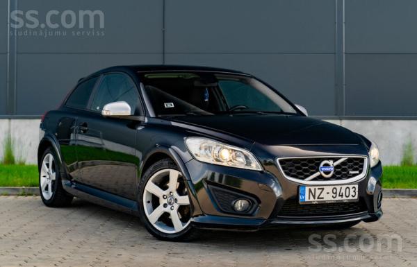 Black Volvo C30 2011 in Riga, with an engine capacity of 1.60 L and mileage of 259 thousand km for 2300 €, photo 3 on AUTOMOTO.COM.LV