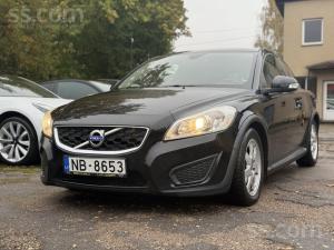 Black Volvo C30 2011 in Riga, with an engine capacity of 1.60 L and mileage of 0 thousand km for 4300 €, photo 3 on AUTOMOTO.COM.LV
