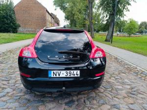 Black Volvo C30 2011 in Riga, with an engine capacity of 1.60 L and mileage of 232 thousand km for 3990 €, photo 7 on AUTOMOTO.COM.LV