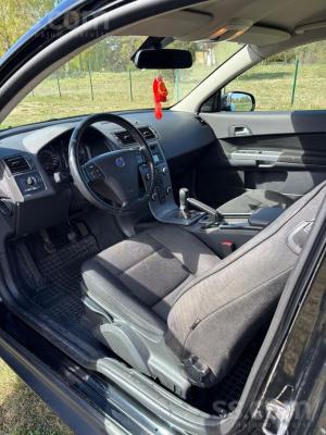 Melns Volvo C30 2011 Kuldīga, ar dzinēja tilpumu 2.00 L un nobraukumu 289 tūkst. km par 3850 €, foto 6 vietnē AUTOMOTO.COM.LV