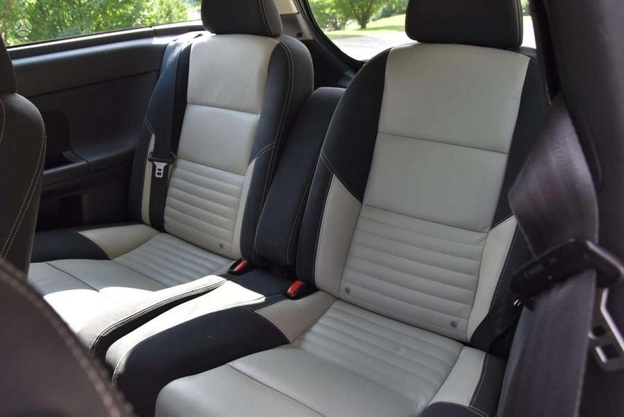 Melns Volvo C30 2011 Viļņa, ar dzinēja tilpumu 1.60 L un nobraukumu 265 tūkst. km par 3600 €, foto 18 vietnē AUTOMOTO.COM.LV