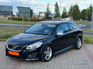 Melns Volvo C30 2011 Tartu, ar dzinēja tilpumu 1.60 L un nobraukumu 238 tūkst. km par 4290 €, foto  vietnē AUTOMOTO.COM.LV