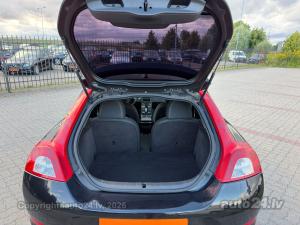 Melns Volvo C30 2011 Tartu, ar dzinēja tilpumu 1.60 L un nobraukumu 238 tūkst. km par 4290 €, foto 7 vietnē AUTOMOTO.COM.LV