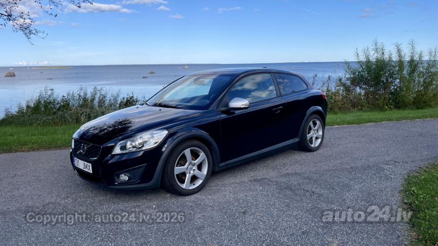 Black Volvo C30 2011 in Tallinn, with an engine capacity of 1.60 L and mileage of 128 thousand km for 5400 €, photo 1 on AUTOMOTO.COM.LV