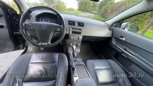 Black Volvo C30 2011 in Tallinn, with an engine capacity of 1.60 L and mileage of 128 thousand km for 5400 €, photo 11 on AUTOMOTO.COM.LV