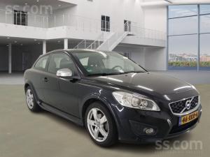 Black Volvo C30 2012 in Jelgava, with an engine capacity of 1.60 L and mileage of 235 thousand km for 5490 €, photo 31 on AUTOMOTO.COM.LV