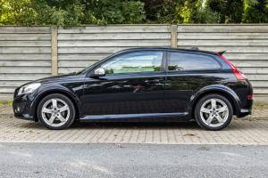 Melns Volvo C30 2012 Rīga, ar dzinēja tilpumu 1.60 L un nobraukumu 235 tūkst. km par 5490 €, foto 15 vietnē AUTOMOTO.COM.LV