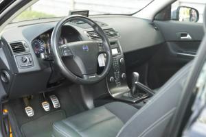 Melns Volvo C30 2012 Rīga, ar dzinēja tilpumu 1.60 L un nobraukumu 235 tūkst. km par 5490 €, foto 18 vietnē AUTOMOTO.COM.LV
