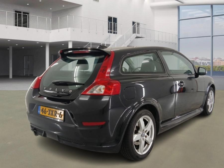 Melns Volvo C30 2012 Rīga, ar dzinēja tilpumu 1.60 L un nobraukumu 235 tūkst. km par 5490 €, foto 35 vietnē AUTOMOTO.COM.LV