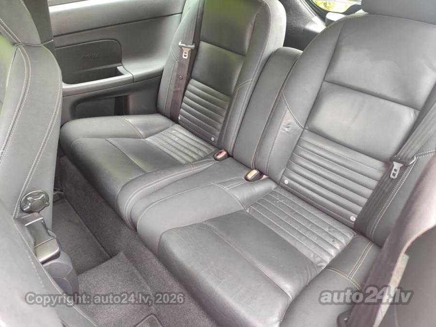 Black Volvo C30 2012 in Paide, with an engine capacity of 1.60 L and mileage of 262 thousand km for 4990 €, photo 18 on AUTOMOTO.COM.LV