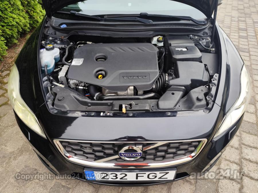 Black Volvo C30 2012 in Paide, with an engine capacity of 1.60 L and mileage of 262 thousand km for 4990 €, photo 25 on AUTOMOTO.COM.LV