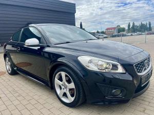 Black Volvo C30 2012 in Kaunas, with an engine capacity of 1.60 L and mileage of 327 thousand km for 3999 €, photo 6 on AUTOMOTO.COM.LV