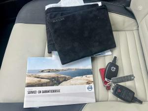 Black Volvo C30 2012 in Kaunas, with an engine capacity of 1.60 L and mileage of 327 thousand km for 3999 €, photo 25 on AUTOMOTO.COM.LV