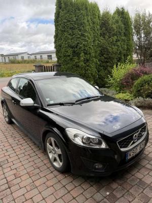 Melns Volvo C30 2012 Viļņa, ar dzinēja tilpumu 1.56 L un nobraukumu 253 tūkst. km par 3550 €, foto  vietnē AUTOMOTO.COM.LV