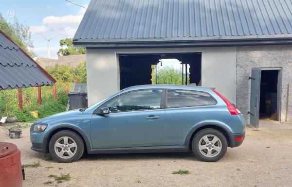Blue Volvo C30 2007 in Kaunas, with an engine capacity of 1.56 L and mileage of 341 thousand km for 1050 €, photo 1 on AUTOMOTO.COM.LV