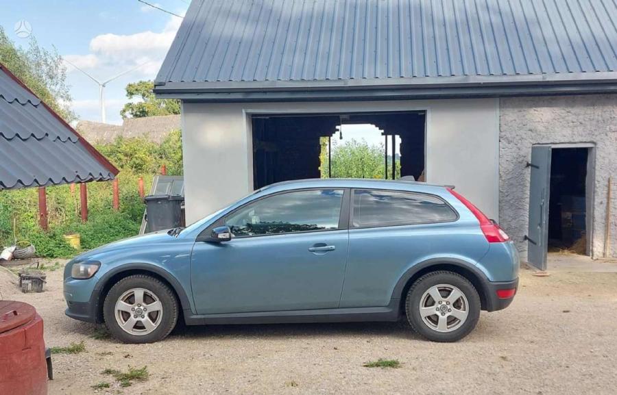 Blue Volvo C30 2007 in Kaunas, with an engine capacity of 1.56 L and mileage of 341 thousand km for 1050 €, photo 1 on AUTOMOTO.COM.LV