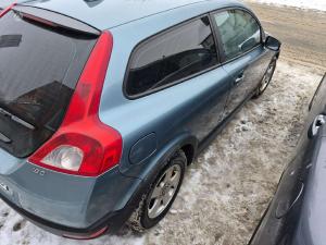 Blue Volvo C30 2007 in Kaunas, with an engine capacity of 1.56 L and mileage of 341 thousand km for 1050 €, photo 4 on AUTOMOTO.COM.LV