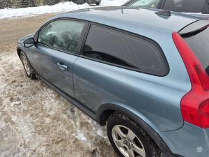 Blue Volvo C30 2007 in Kaunas, with an engine capacity of 1.56 L and mileage of 341 thousand km for 1050 €, photo 5 on AUTOMOTO.COM.LV