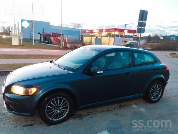 Zils Volvo C30 2007 Jūrmala, ar dzinēja tilpumu 1.60 L un nobraukumu 403 tūkst. km par 1300 €, foto 1 vietnē AUTOMOTO.COM.LV