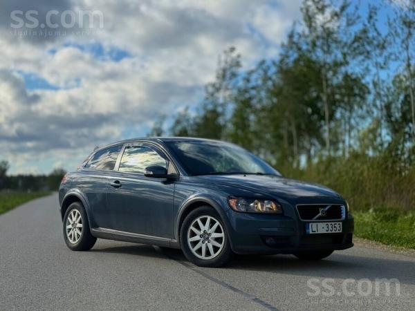 Синий Вольво Ц30 2007 в Рига, объемом двигателя 2.00 л и пробегом 360 тыс. км за 2550 €, фото 1 на AUTOMOTO.COM.LV