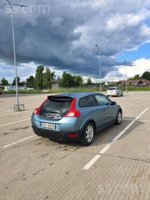 Zils Volvo C30 2007 Rēzekne, ar dzinēja tilpumu 2.40 L un nobraukumu 247 tūkst. km par 3650 €, foto 5 vietnē AUTOMOTO.COM.LV