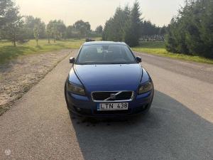 Blue Volvo C30 2007 in Kelme, with an engine capacity of 1.56 L and mileage of 180 thousand km for 1699 €, photo 4 on AUTOMOTO.COM.LV