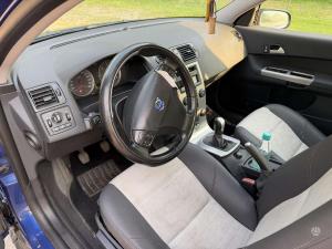 Blue Volvo C30 2007 in Kelme, with an engine capacity of 1.56 L and mileage of 180 thousand km for 1699 €, photo 7 on AUTOMOTO.COM.LV