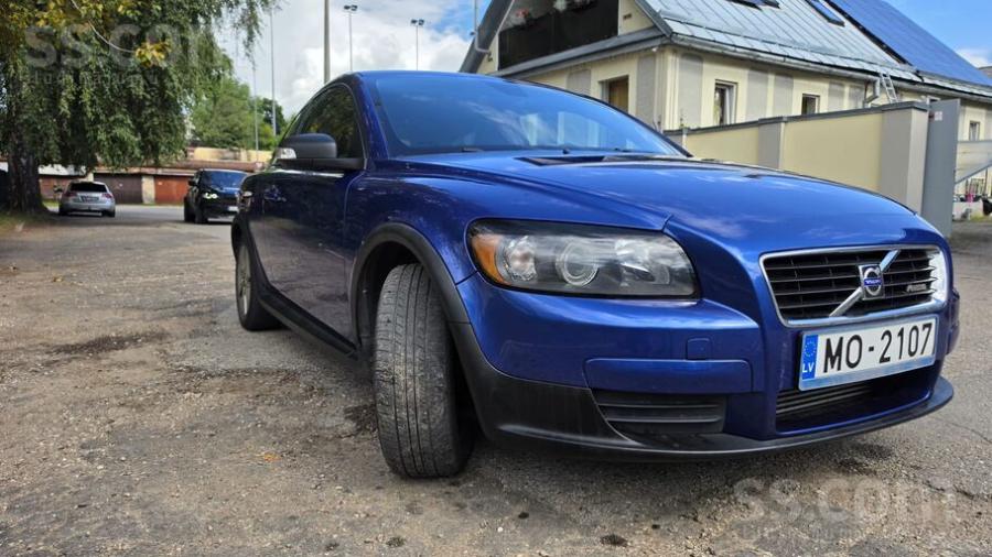 Zils Volvo C30 2007 Daugavpils, ar dzinēja tilpumu 1.60 L un nobraukumu 358 tūkst. km par 1950 €, foto 4 vietnē AUTOMOTO.COM.LV