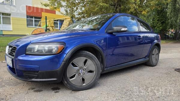 Blue Volvo C30 2007 in Daugavpils, with an engine capacity of 1.60 L and mileage of 358 thousand km for 1950 €, photo 9 on AUTOMOTO.COM.LV