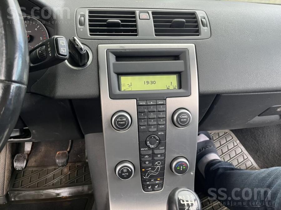 Синий Вольво Ц30 2009 в Юрмала, объемом двигателя 2.00 л и пробегом 292 тыс. км за 2450 €, фото 7 на AUTOMOTO.COM.LV