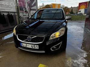 Zils Volvo C30 2010 Rīga, ar dzinēja tilpumu 2.00 L un nobraukumu 248 tūkst. km par 2500 €, foto 9 vietnē AUTOMOTO.COM.LV
