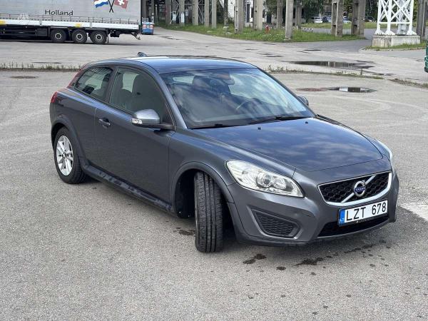 Zils Volvo C30 2010 Kauņa, ar dzinēja tilpumu 1.60 L un nobraukumu 273 tūkst. km par 2499 €, foto 3 vietnē AUTOMOTO.COM.LV