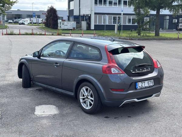Zils Volvo C30 2010 Kauņa, ar dzinēja tilpumu 1.60 L un nobraukumu 273 tūkst. km par 2499 €, foto 7 vietnē AUTOMOTO.COM.LV