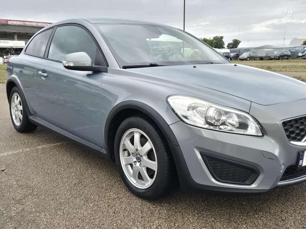 Blue Volvo C30 2010 in Siauliai, with an engine capacity of 1.60 L and mileage of 225 thousand km for 2850 €, photo 8 on AUTOMOTO.COM.LV