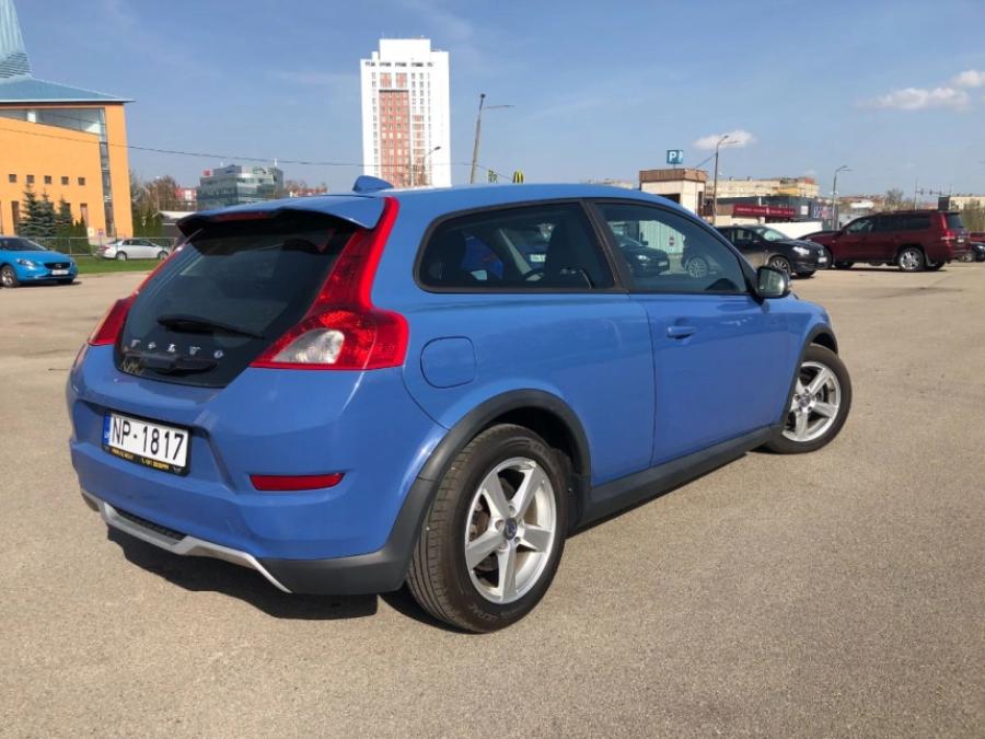 Zils Volvo C30 2011 Rīga, ar dzinēja tilpumu 1.60 L un nobraukumu 272 tūkst. km par 4950 €, foto 5 vietnē AUTOMOTO.COM.LV