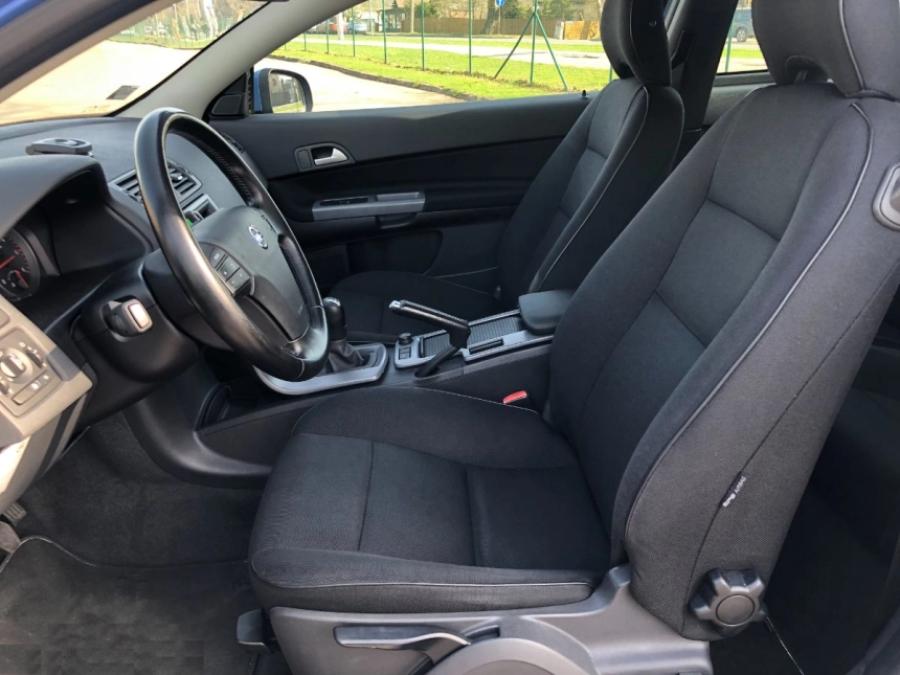 Zils Volvo C30 2011 Rīga, ar dzinēja tilpumu 1.60 L un nobraukumu 272 tūkst. km par 4950 €, foto 10 vietnē AUTOMOTO.COM.LV