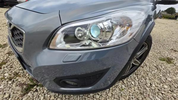 Zils Volvo C30 2011 Jelgava, ar dzinēja tilpumu 1.60 L un nobraukumu 245 tūkst. km par 3990 €, foto 7 vietnē AUTOMOTO.COM.LV