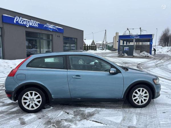 Zils Volvo C30 2007 Tauragė, ar dzinēja tilpumu 1.60 L un nobraukumu 310 tūkst. km par 2000 €, foto 2 vietnē AUTOMOTO.COM.LV