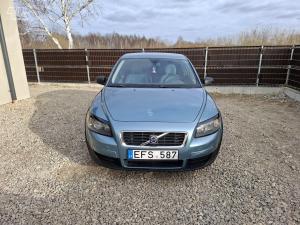 Blue Volvo C30 2007 in Siauliai, with an engine capacity of 1.60 L and mileage of 285 thousand km for 1500 €, photo 3 on AUTOMOTO.COM.LV