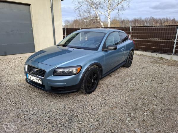 Zils Volvo C30 2007 Šauļi, ar dzinēja tilpumu 1.60 L un nobraukumu 285 tūkst. km par 1500 €, foto 3 vietnē AUTOMOTO.COM.LV